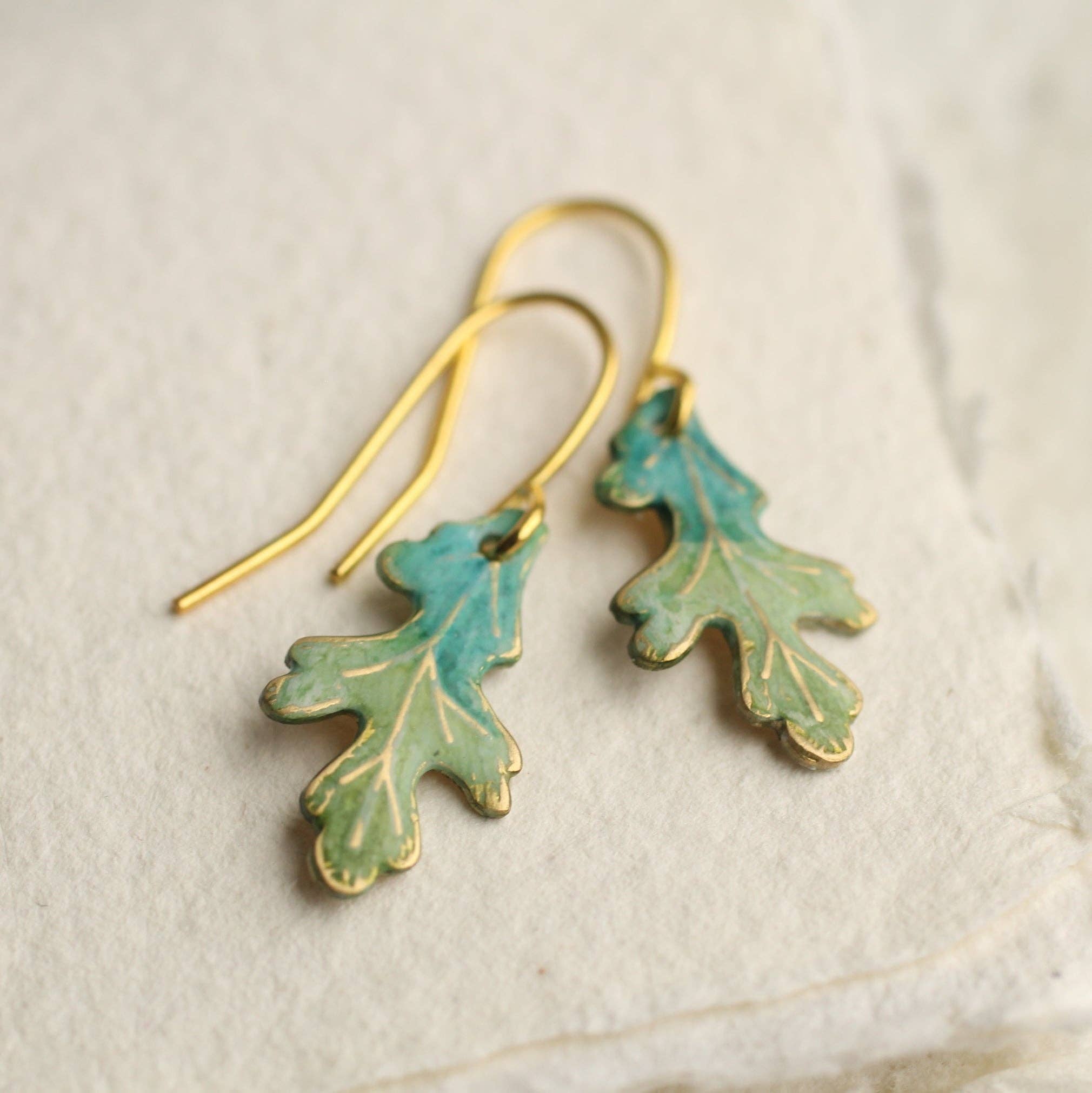 Small Oak Leaf Earrings - Leefs